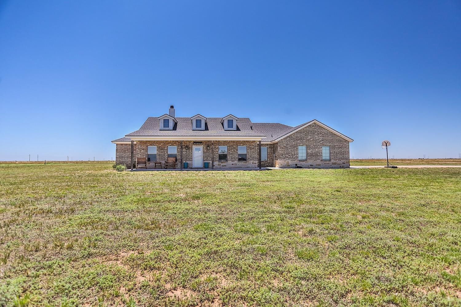 2405 Fm 597, Abernathy, TX 79311 | MLS #202407288 | Zillow