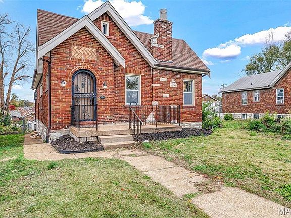 8637 Annetta Ave, Saint Louis, MO 63147 | Zillow