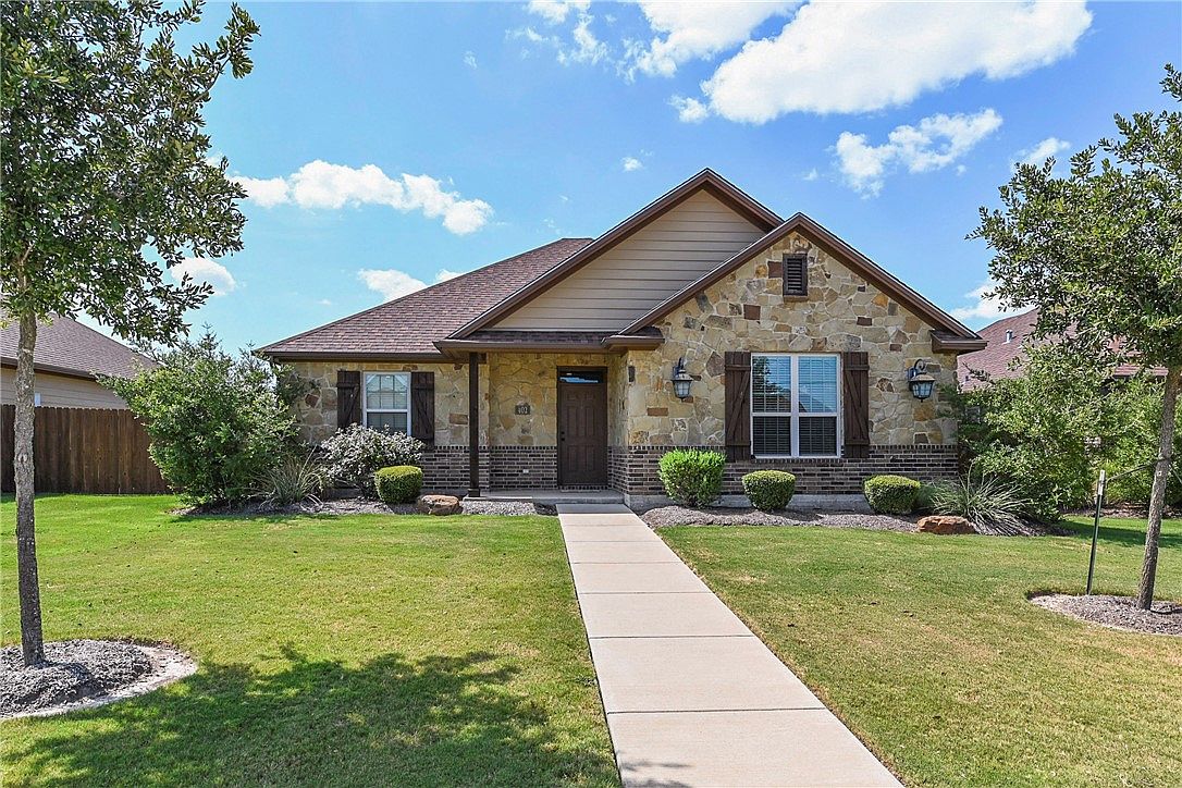 402 Deacon Dr W, College Station, TX 77845 | Zillow