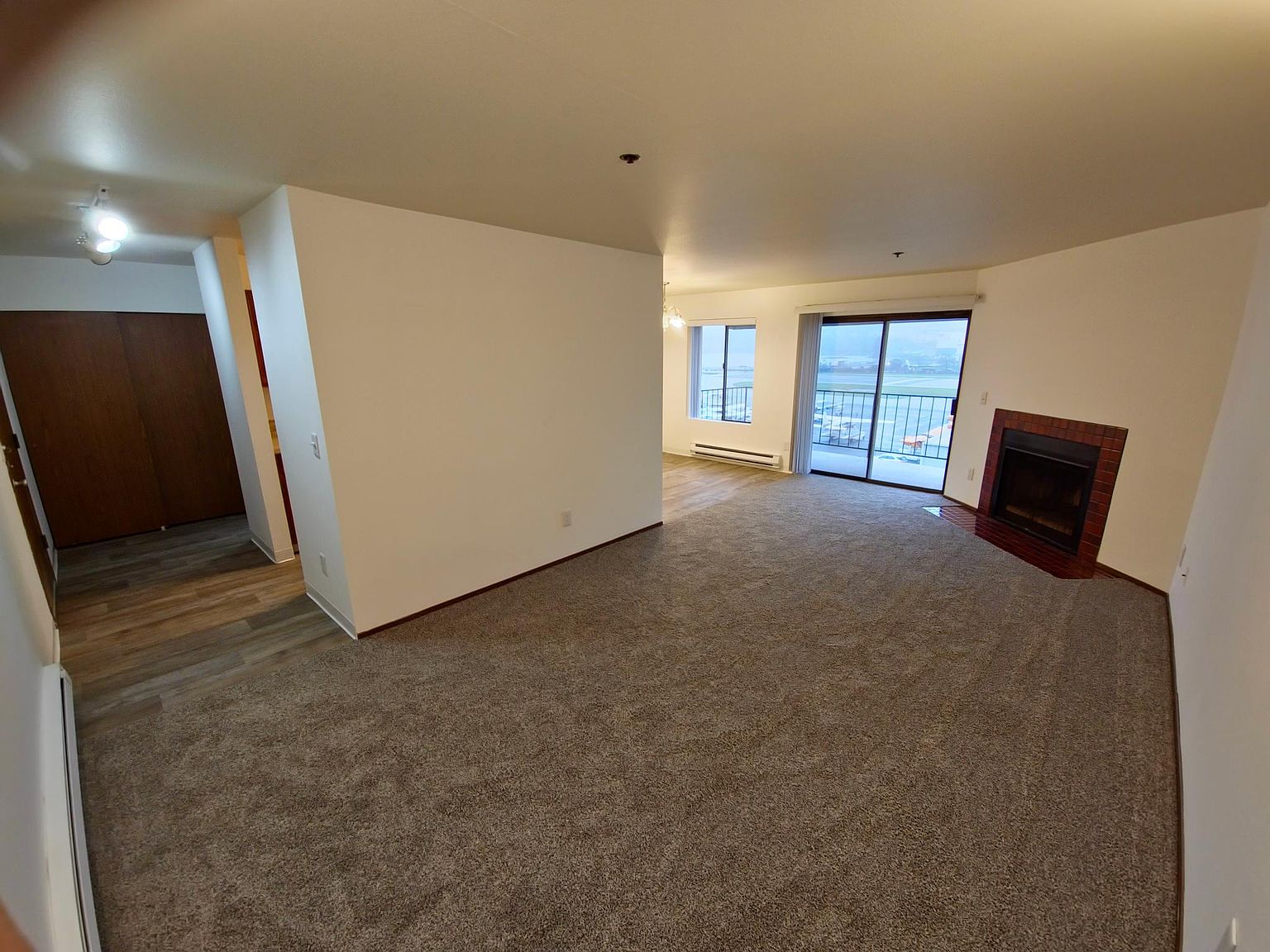 11620 Rainier Ave S UNIT 401, Seattle, WA 98178 | Zillow