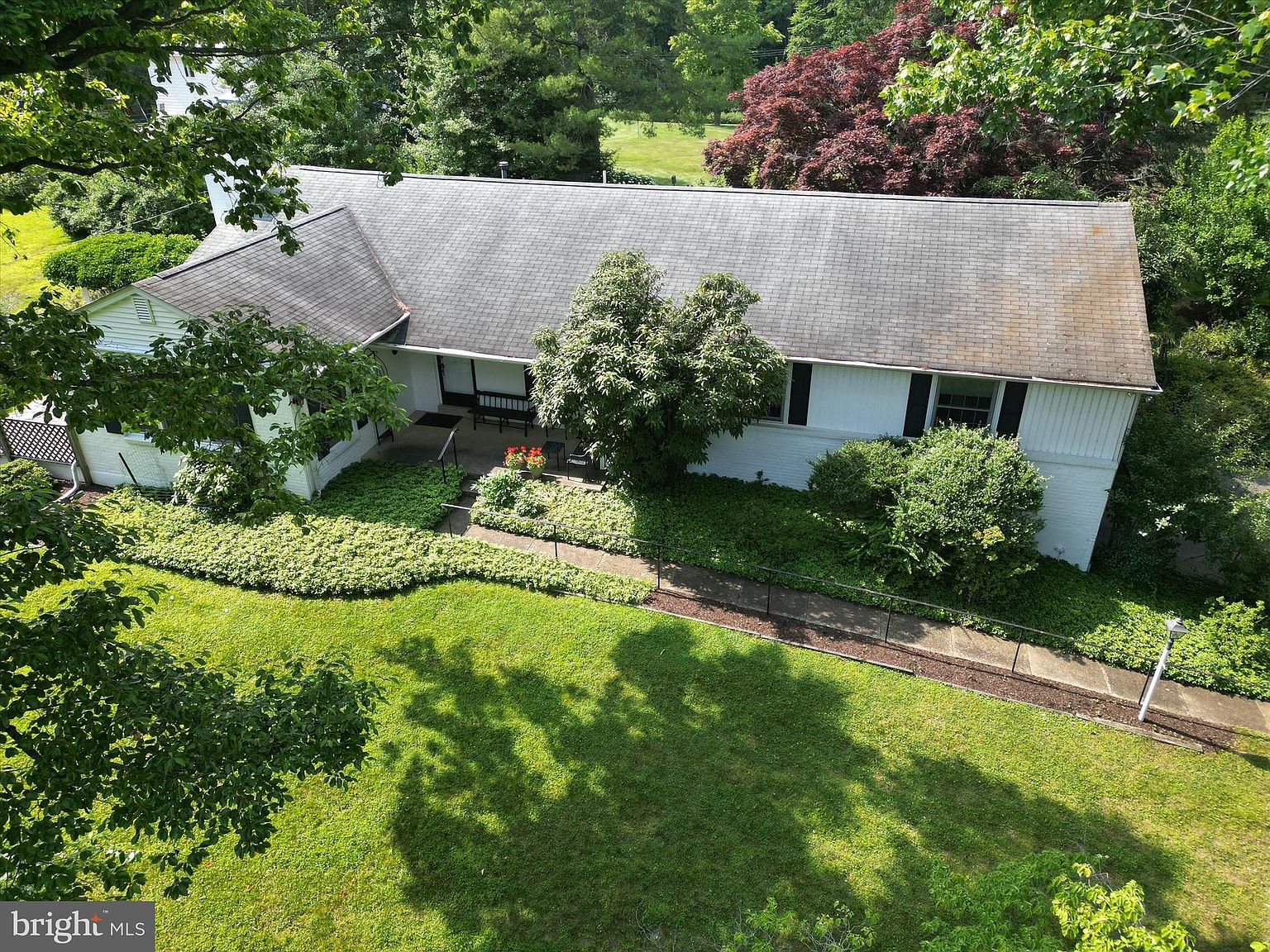 1818 Spring Valley Dr, Springfield, PA 19064 | Zillow