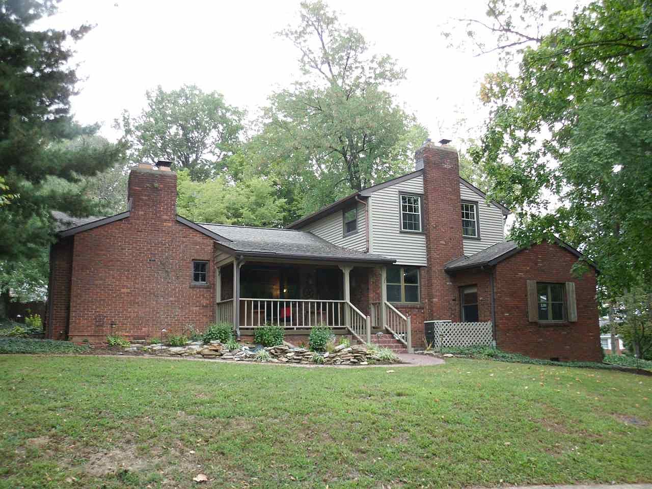5400 Fielding Manor Dr, Evansville, IN 47715 | Zillow