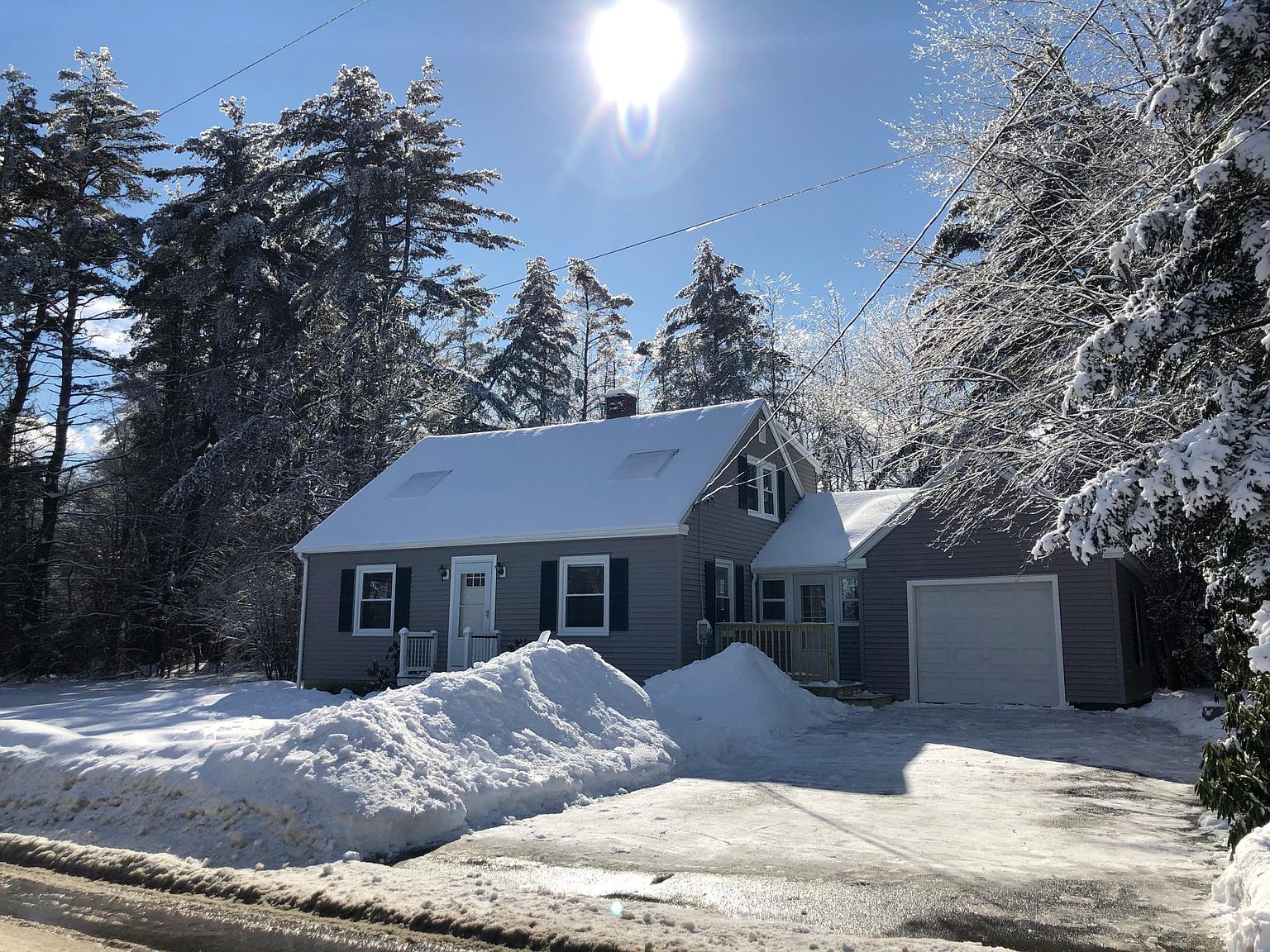 31 Farwell Ave, Cumberland, ME 04021 | Zillow