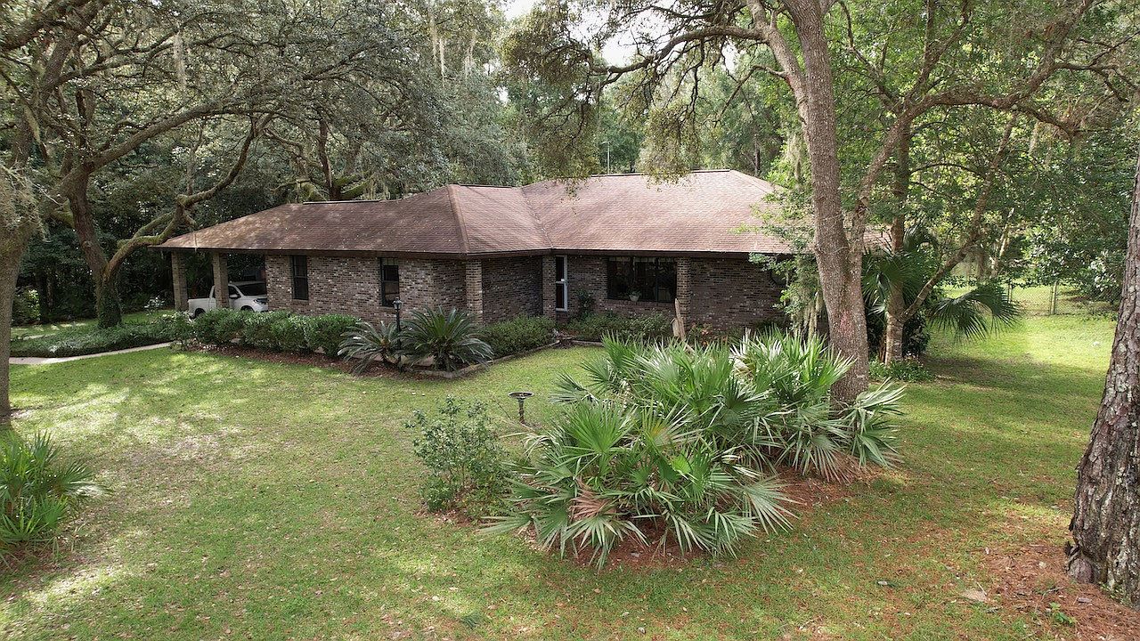 4255 NE 64th Ave, Silver Springs, FL 34488 | Zillow