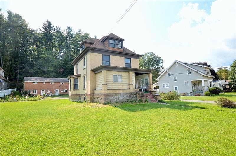 135 McGovern Blvd, Crescent, PA 15046 | Zillow