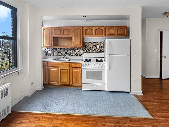 1466 E Gun Hill Rd APT 1C, Bronx, NY 10469 | Zillow
