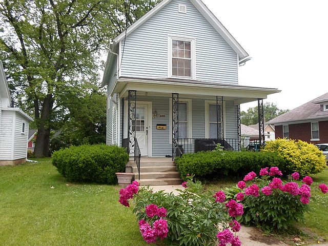 225 Perry St, Elgin, IL 60123 | Zillow