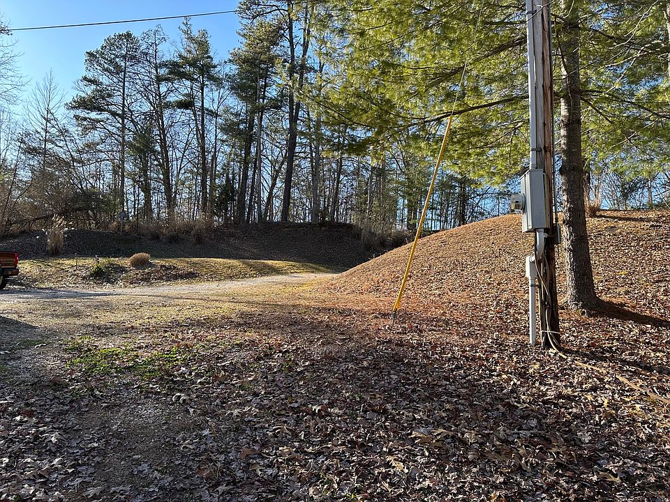 7429 State Highway 15 N, Pine Ridge, KY 41360 | Zillow