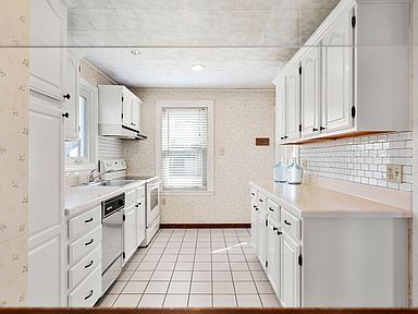 96 Spring St, Stoneham, MA 02180 | Zillow