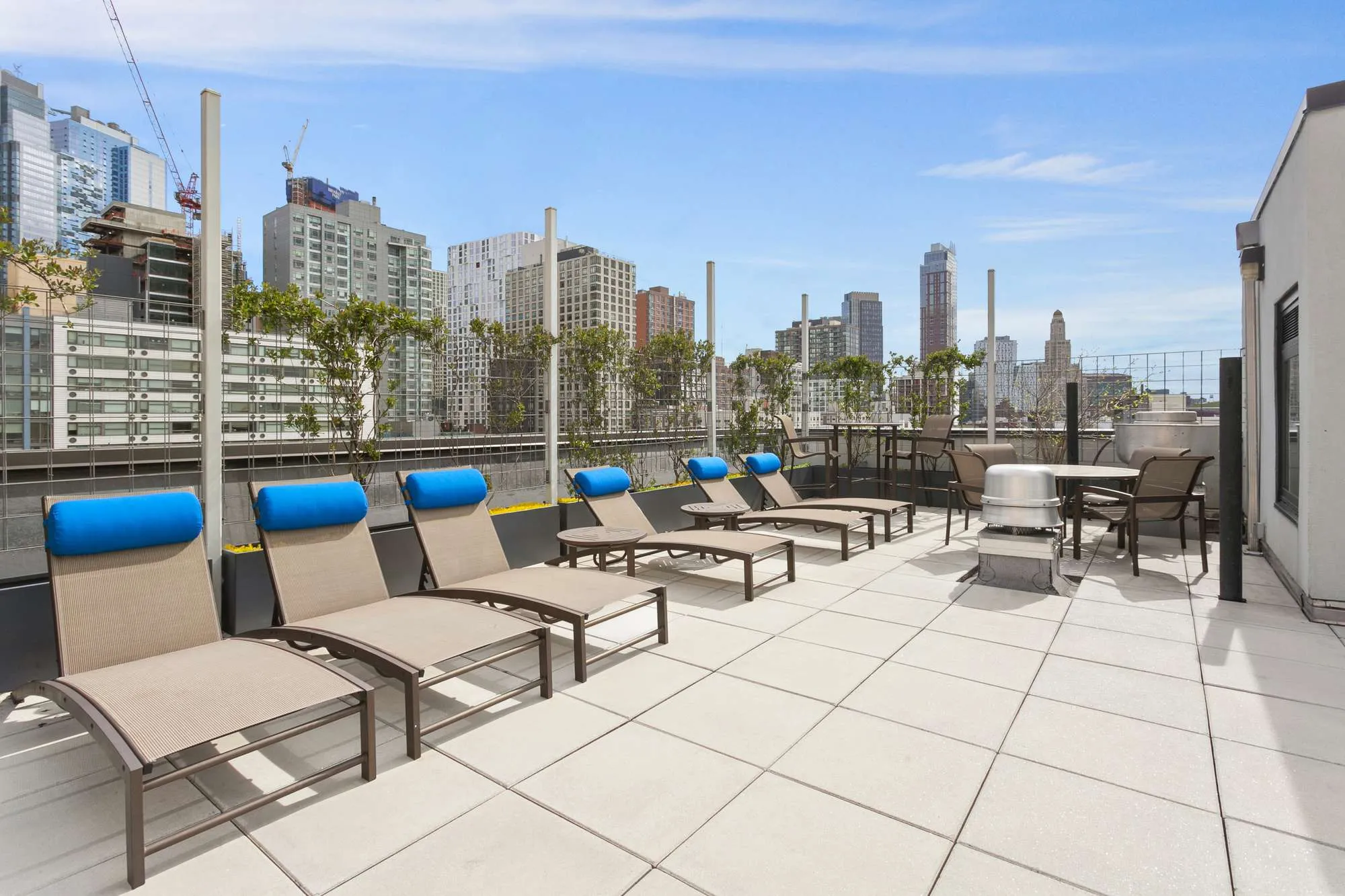 The Atlantic Stamp Building at 307 Atlantic Avenue in Boerum Hill ...