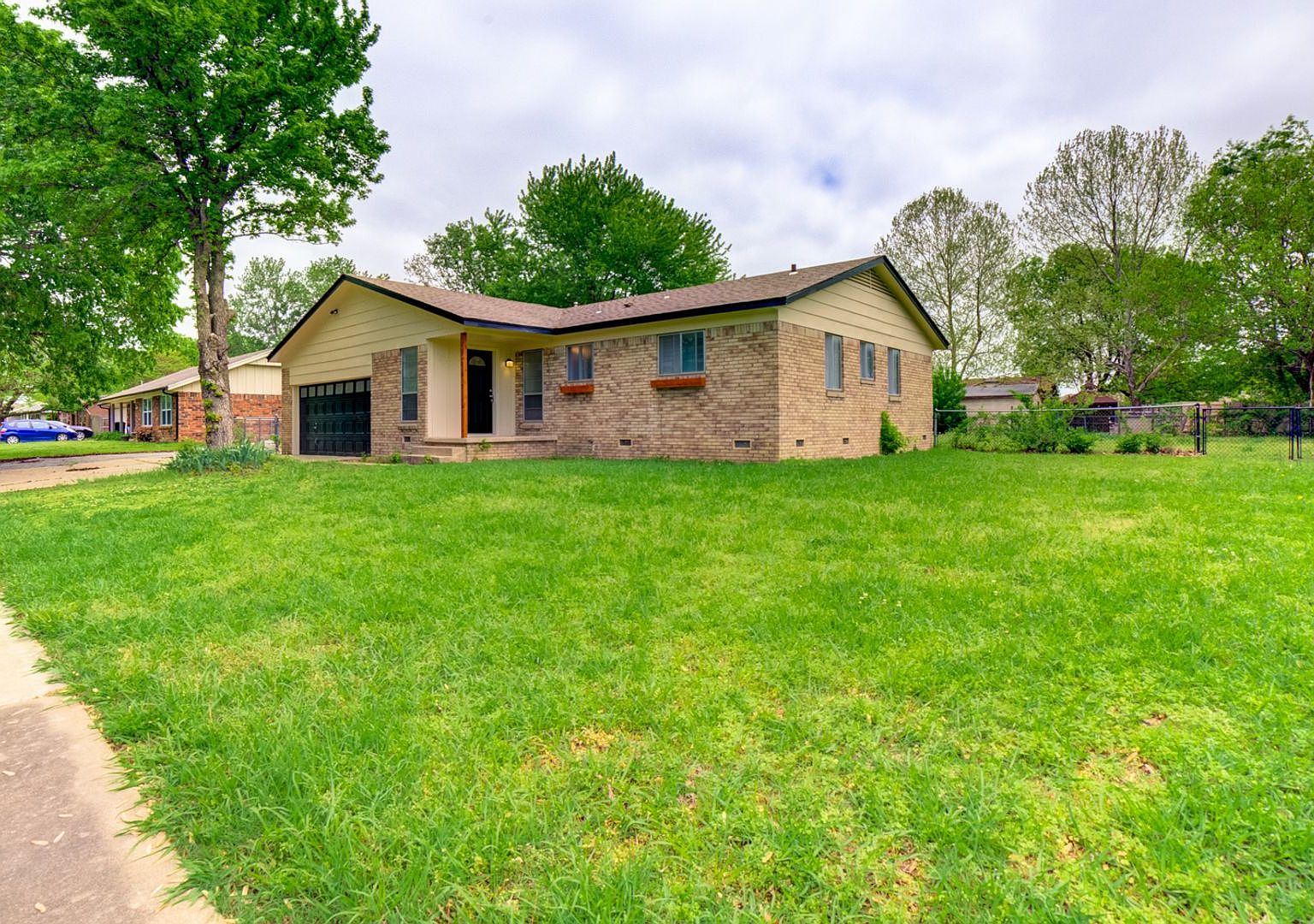 11621 N 103rd East Ave, Collinsville, OK 74021 | Zillow