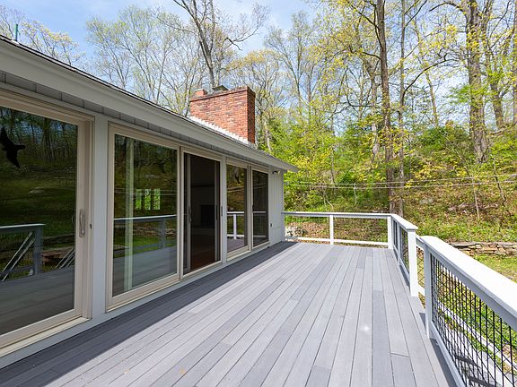 102 Colonial Road, Guilford, CT 06437 | MLS #24093515 | Zillow