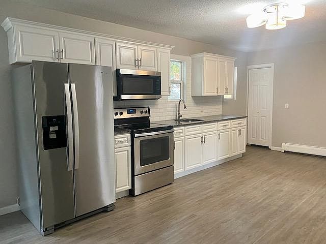 75 Pasadena St, Springfield, MA 01108 | Zillow