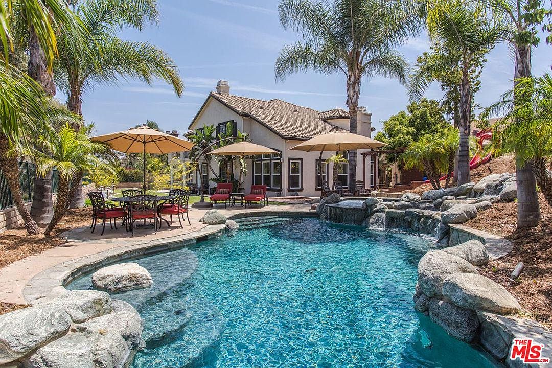 525 Oak Tree Ct, Simi Valley, CA 93065 | Zillow