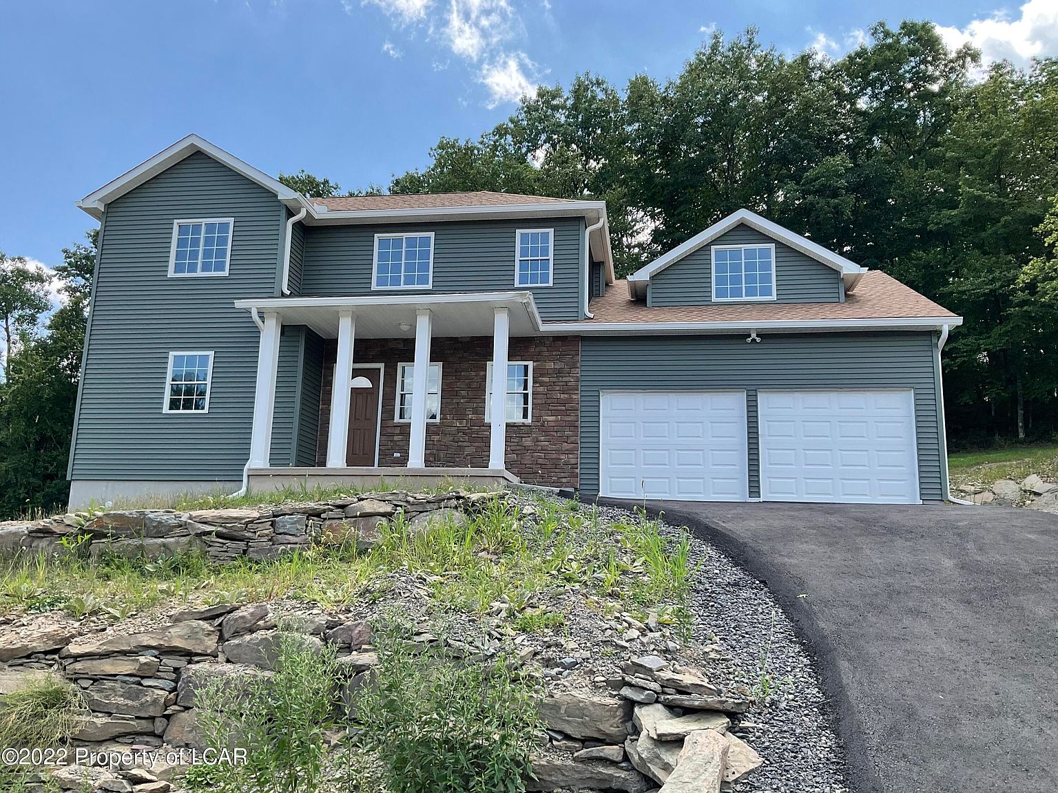 233 Pennbrook Ln, Dallas, PA 18612 | MLS #22-3886 | Zillow