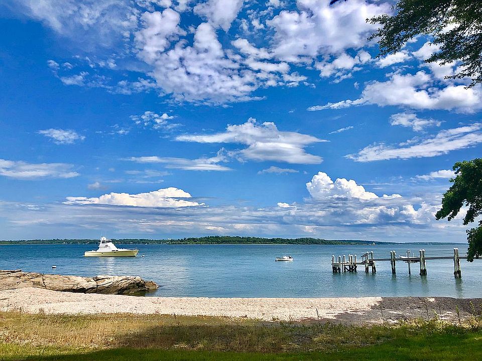 109 Cottrell Rd, Saunderstown, RI 02874 | Zillow