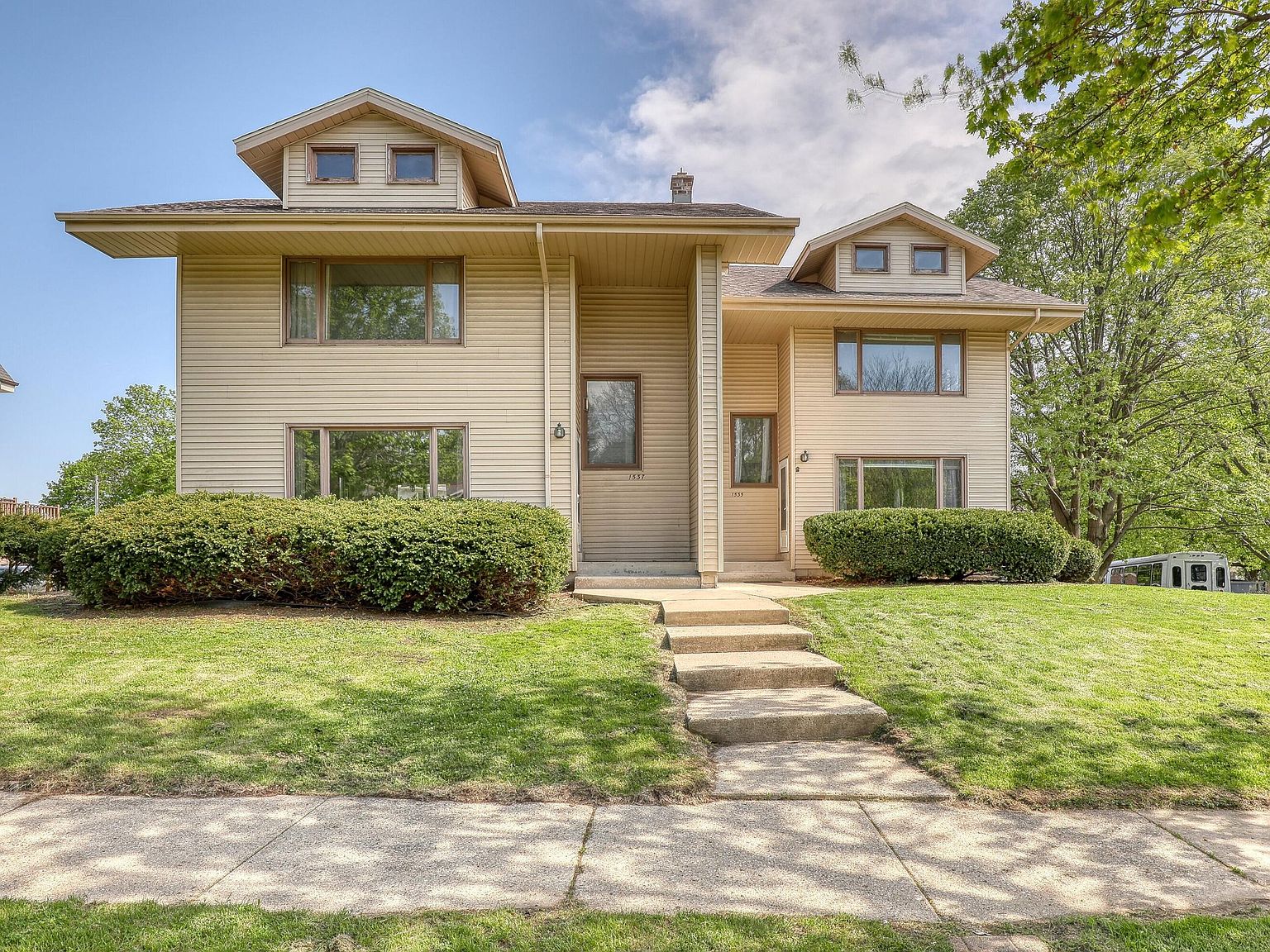 1537 Dover Dr #1535, Waukesha, WI 53186 | Zillow