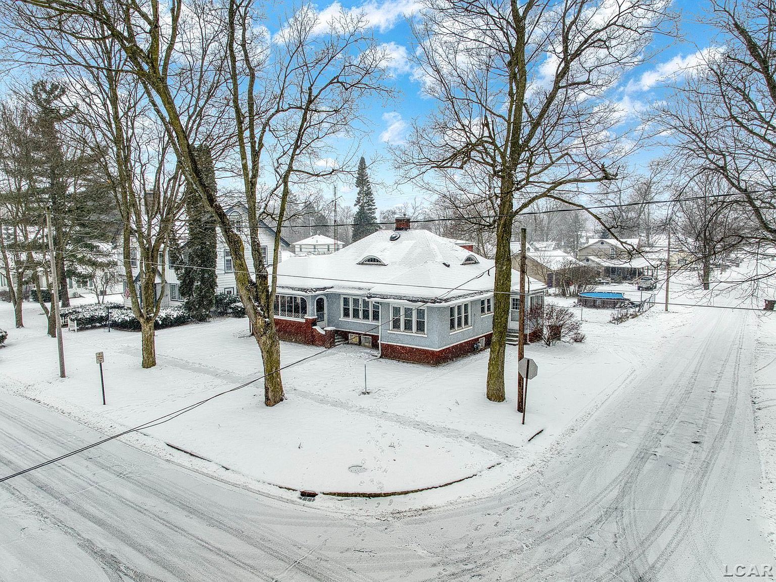 606 Grove St, Hudson, MI 49247 | Zillow