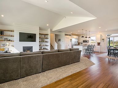 535 W Pole Rd, Lynden, WA 98264 | Zillow