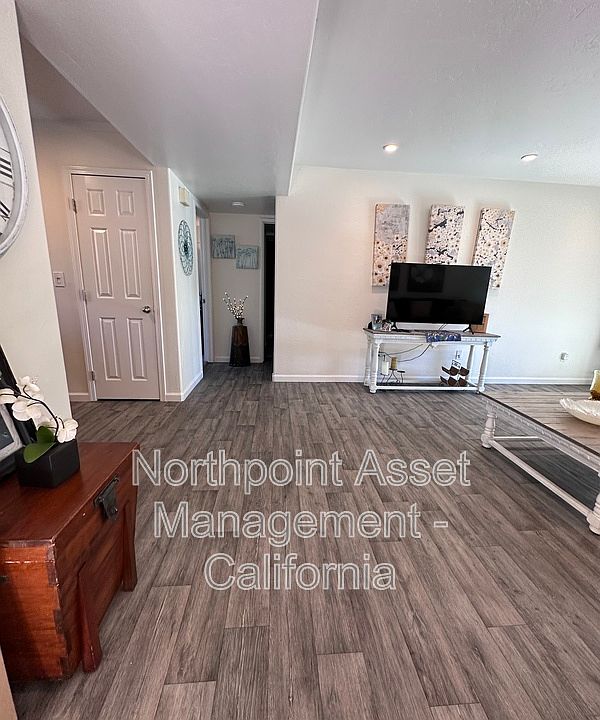 26094 Serrano Ct, Lake Forest, CA 92630 | Zillow