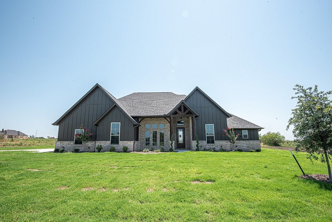225 Coalson Xing, Azle, TX 76020 | Zillow
