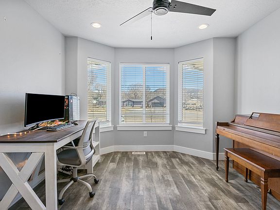 180 S Main St, Fayette, UT 84630 | MLS #2067170 | Zillow