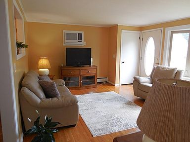 49 Bray Park Dr, Holyoke, MA 01040 | Zillow