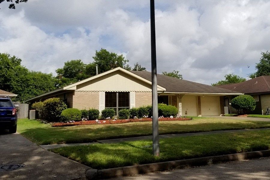 8730 Ruthby St, Houston, TX 77061 | Zillow