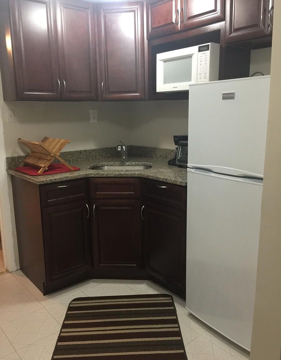 8153 Crabapple Ln, Gaithersburg, MD 20879 | Zillow