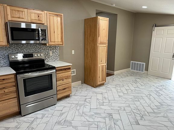 121 S Krouth St, Mooreland, OK 73852 | MLS #20240135 | Zillow