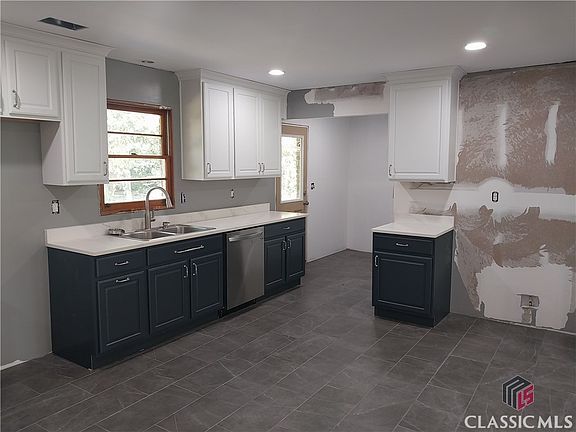 192 Cherry St, Stephens, GA 30667 | MLS #1010663 | Zillow