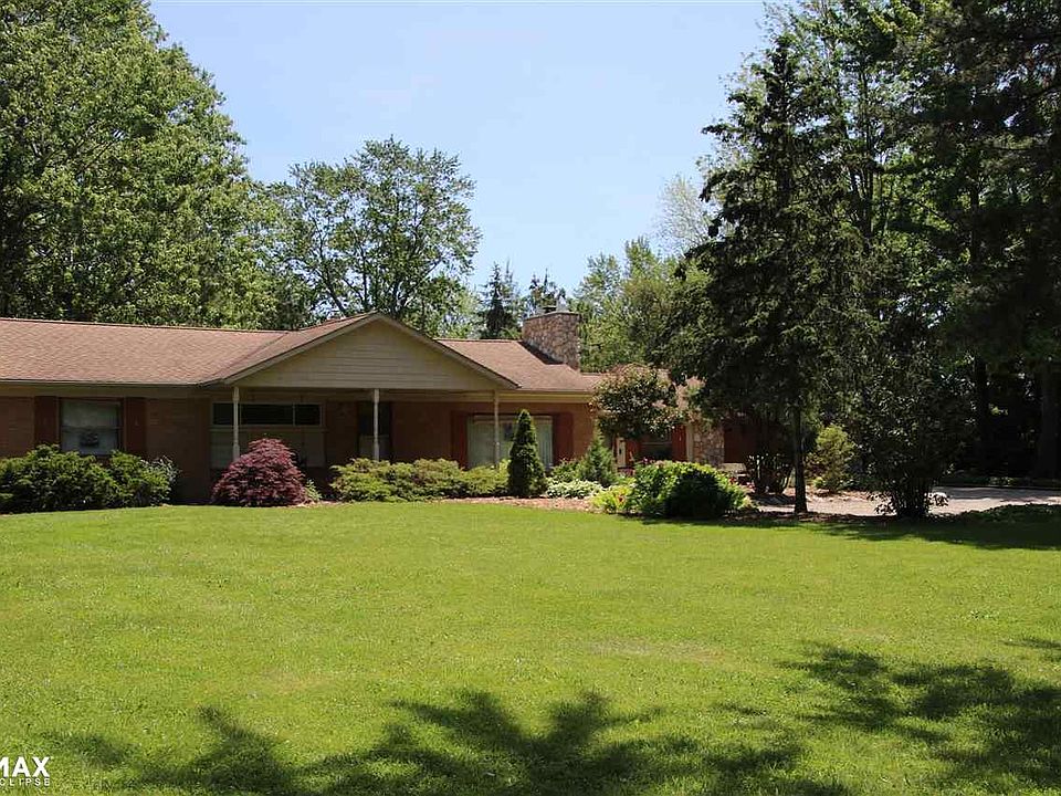 35960 Kelly Rd, Clinton Township, MI 48035 | Zillow