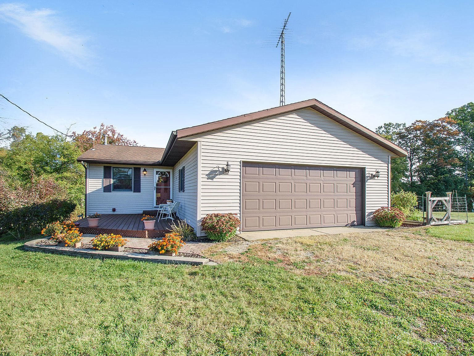 53815 Lawrence Rd, Marcellus, MI 49067 | Zillow