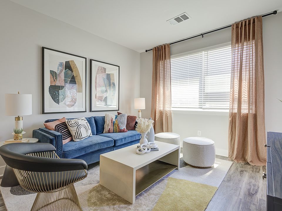 Constellation Apartment Homes - 740 Constellation Place Dr SW ...