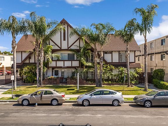 18540 & 18551 Prairie St, Northridge, CA 91324 | MLS #25-485207 | Zillow