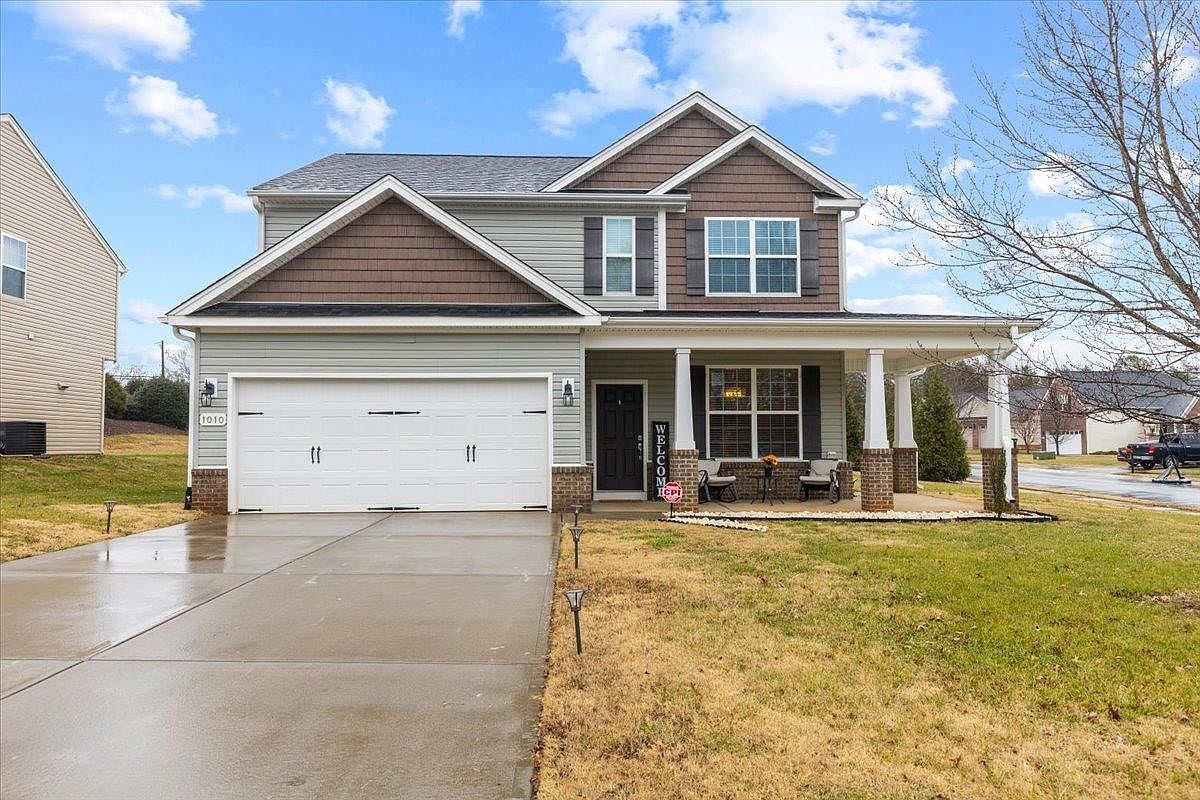 1010 Wisteria Dr, Elon, NC 27244 | Zillow