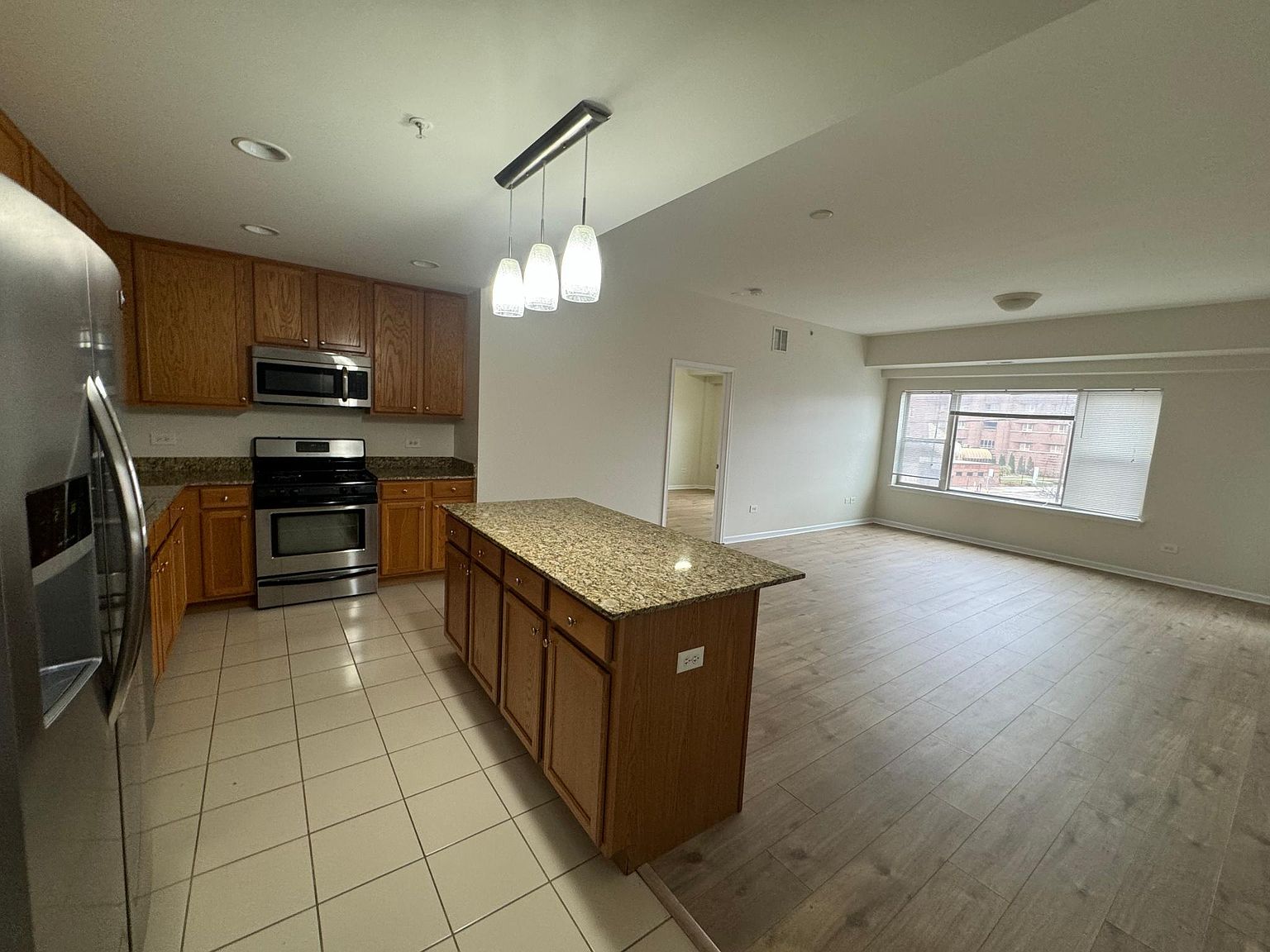 6238 26th St Unit 208, Berwyn, IL 60402 | Zillow