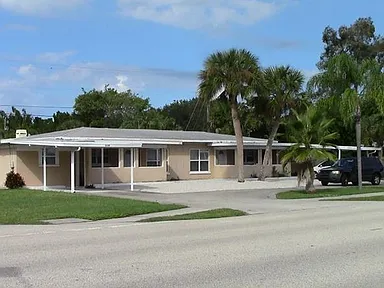 816 Harbor Dr S Venice FL | Zillow