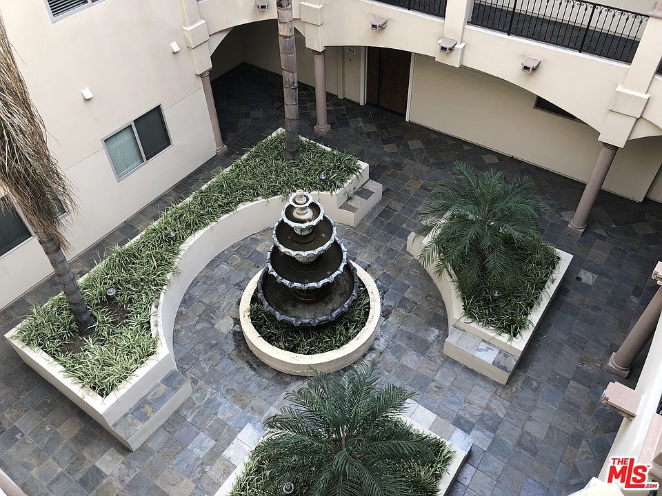 10640 Woodbridge St North Hollywood CA | Zillow