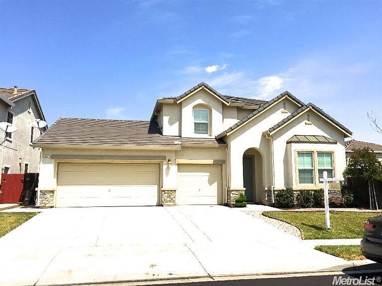 1207 Jewel Flower Dr, Patterson, CA 95363 | Zillow