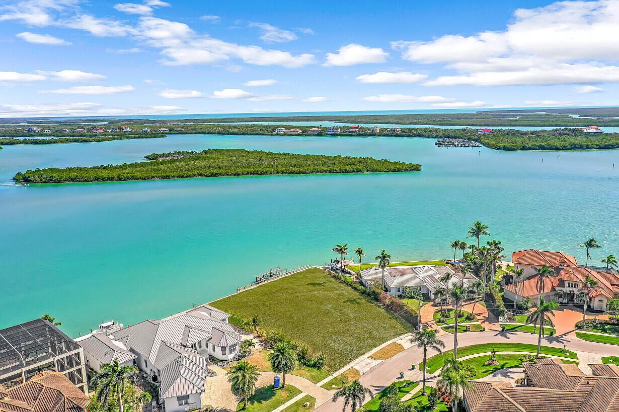 995 Caxambas Dr, Marco Island, FL 34145 | MLS #2230346 | Zillow