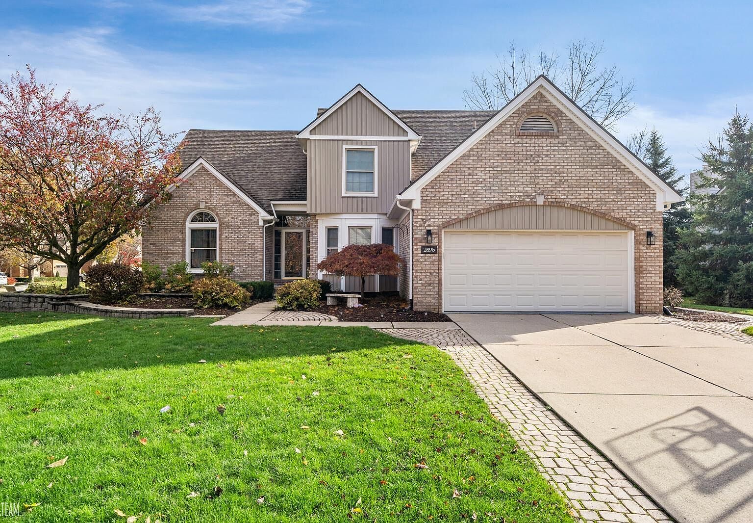 2695 Oak View Ct, Rochester Hills, MI 48307 | Zillow