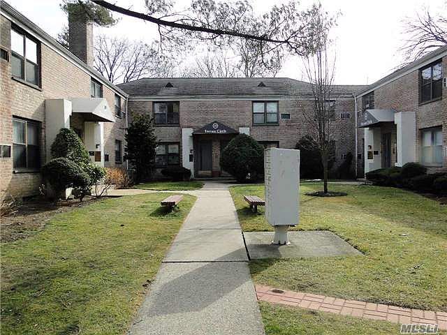 30 Terrace Cir APT 4C, Great Neck, NY 11021 | Zillow