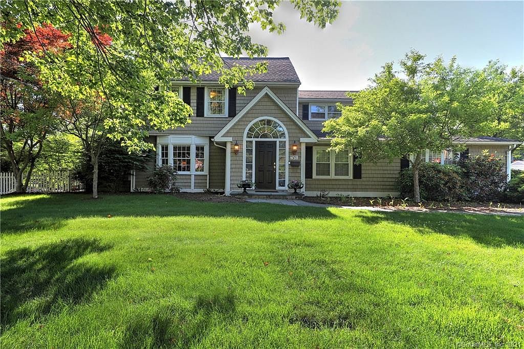 701 Mill Plain Rd, Fairfield, CT 06824 | Zillow