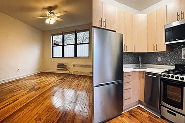 What Is a Bodega? And Why Do New Yorkers Love Them? | StreetEasy