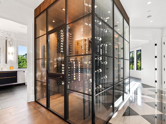 2088 Crest Dr, Lake Oswego, OR 97034 | MLS #21185304 | Zillow