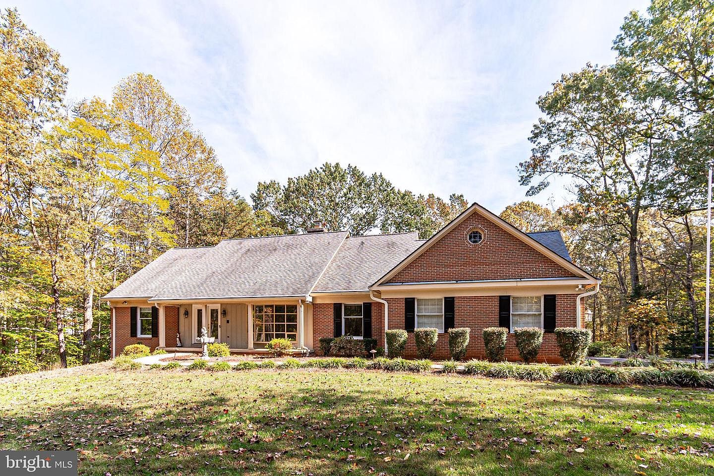 7323 Clifton Rd, Clifton, VA 20124 | Zillow