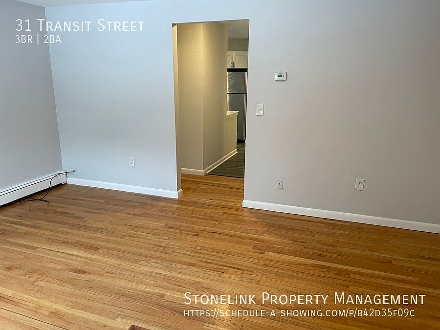 31 Transit St, Woonsocket, RI 02895 | Zillow