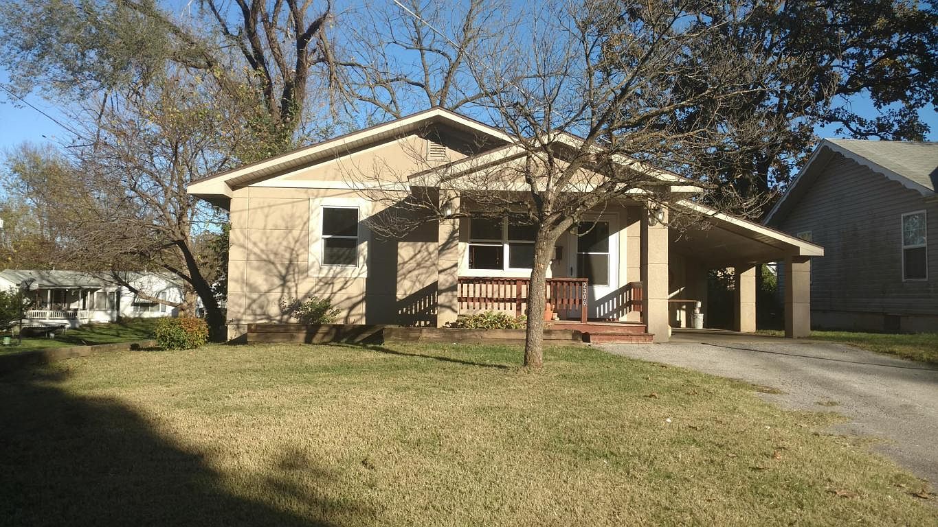 2306 N Boonville Ave, Springfield, MO 65803 | Zillow
