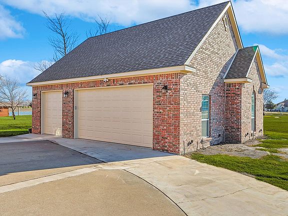 113 Island Way, Princeton, TX 75407 | MLS #20870049 | Zillow